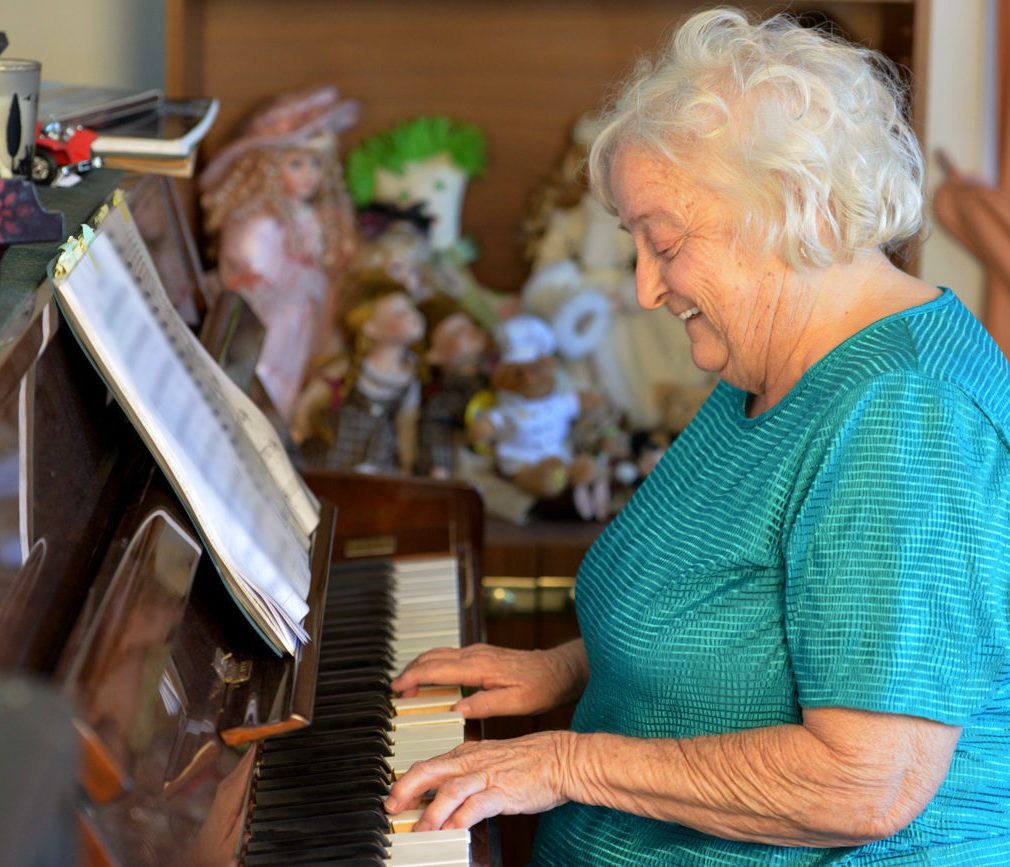 One old lady playing the piano - Ginter Hall South - Assisted Living ...